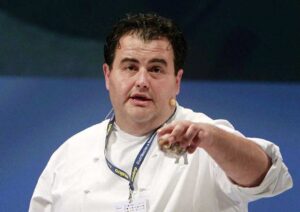 Che fine ha fatto Chef Gennaro Esposito: la moglie bellissima, figli ...